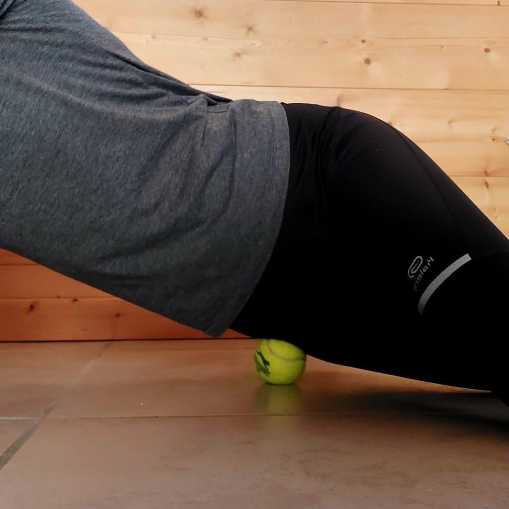 HOW TO IRON OUT ACHES BEFORE GOING SNOWBOARDING